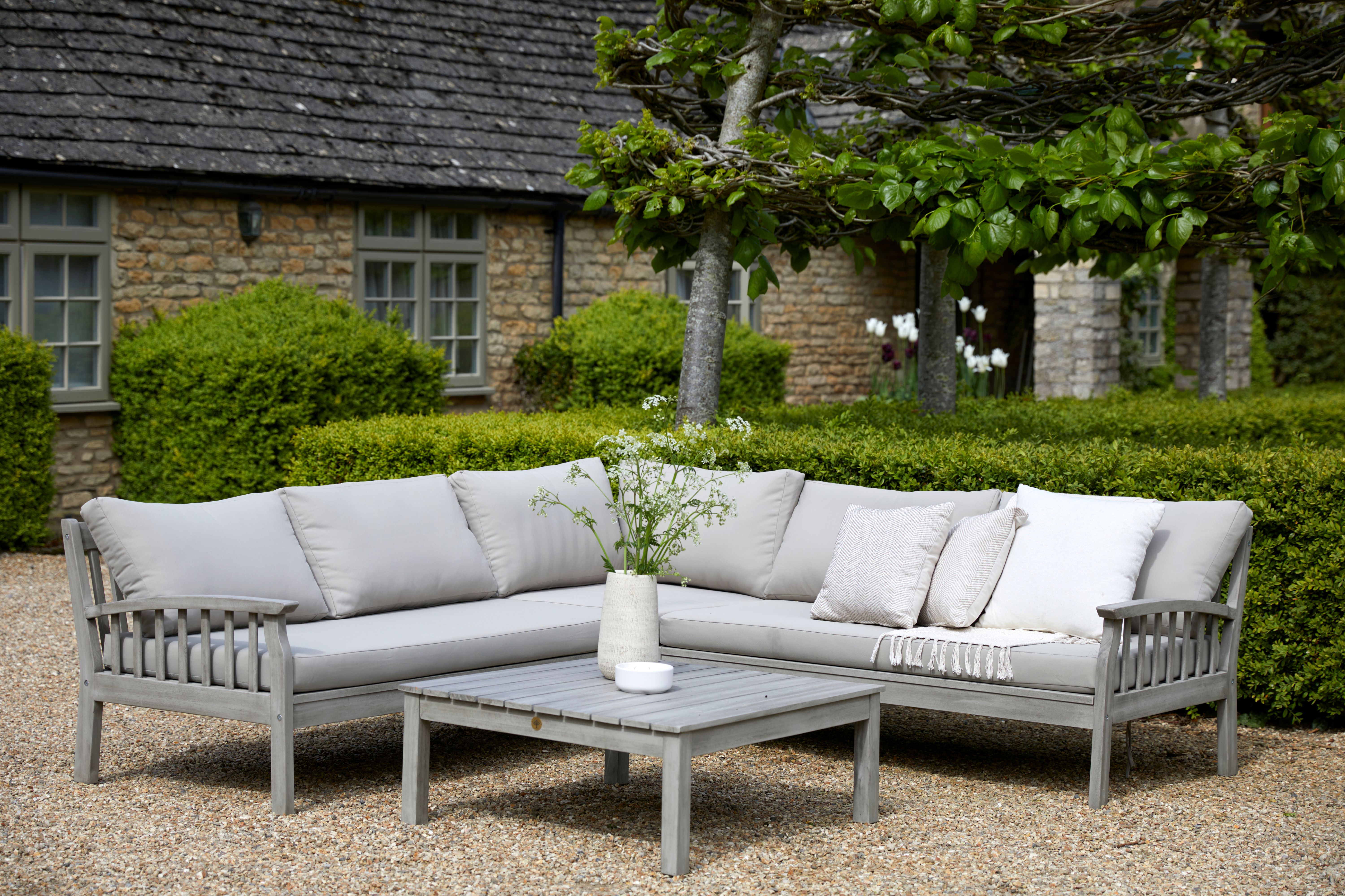 Corner Sets | Woodlodge Products