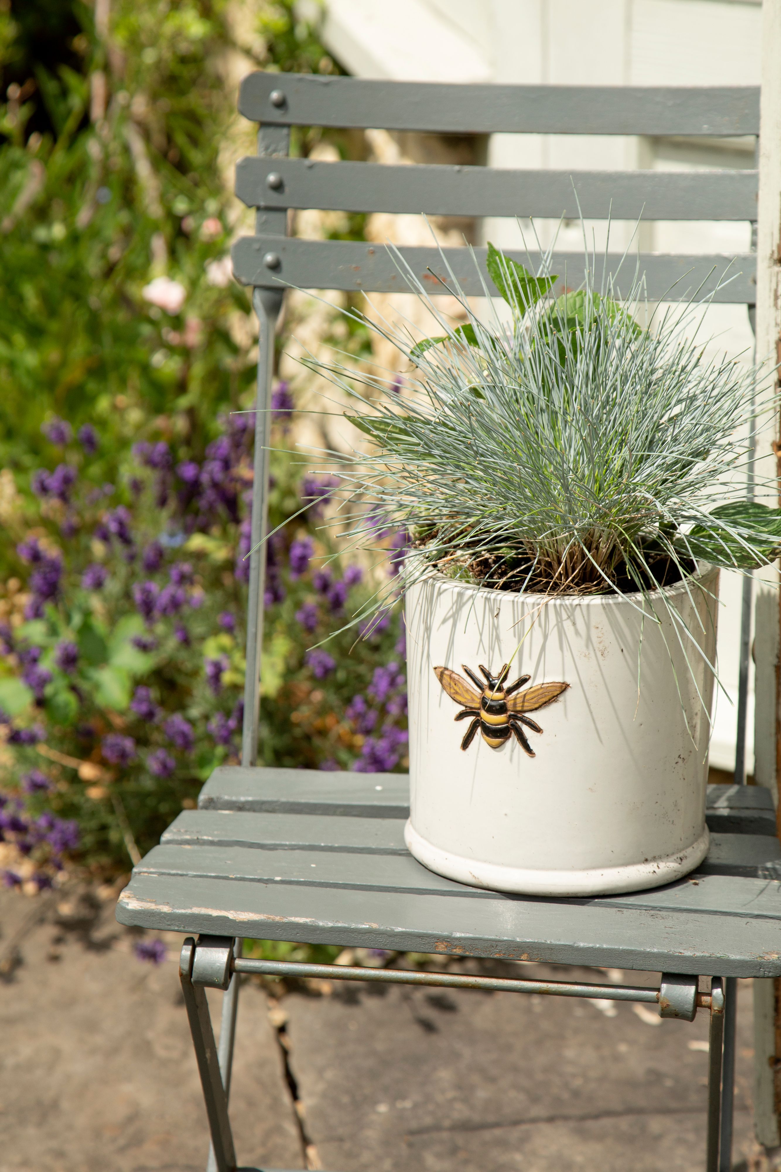 Wisteria Bee Pots X 18 Sets | Woodlodge Products